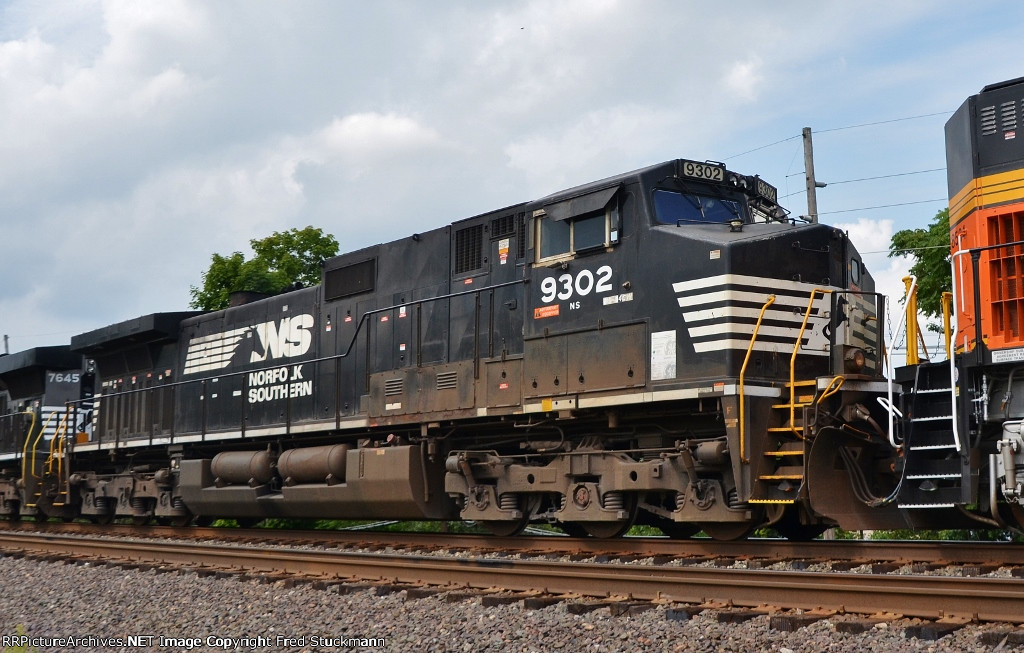 NS 9302